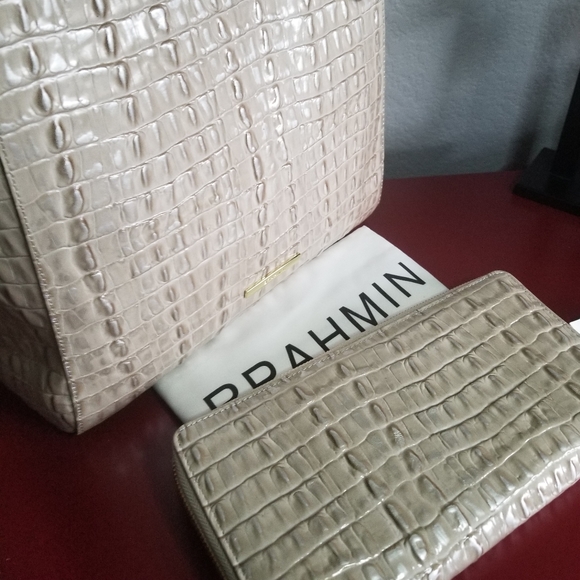 Brahmin | Bags | Brahmin Grey La Scala Jayden Tote Skyler Set Nwt ...